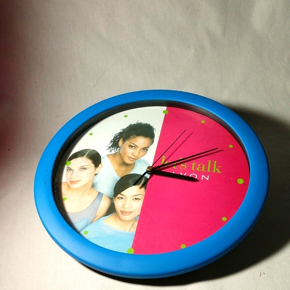 Vintage Avon Wall Clock | Accents | Vintage Avon Wall Clock | Poshmark